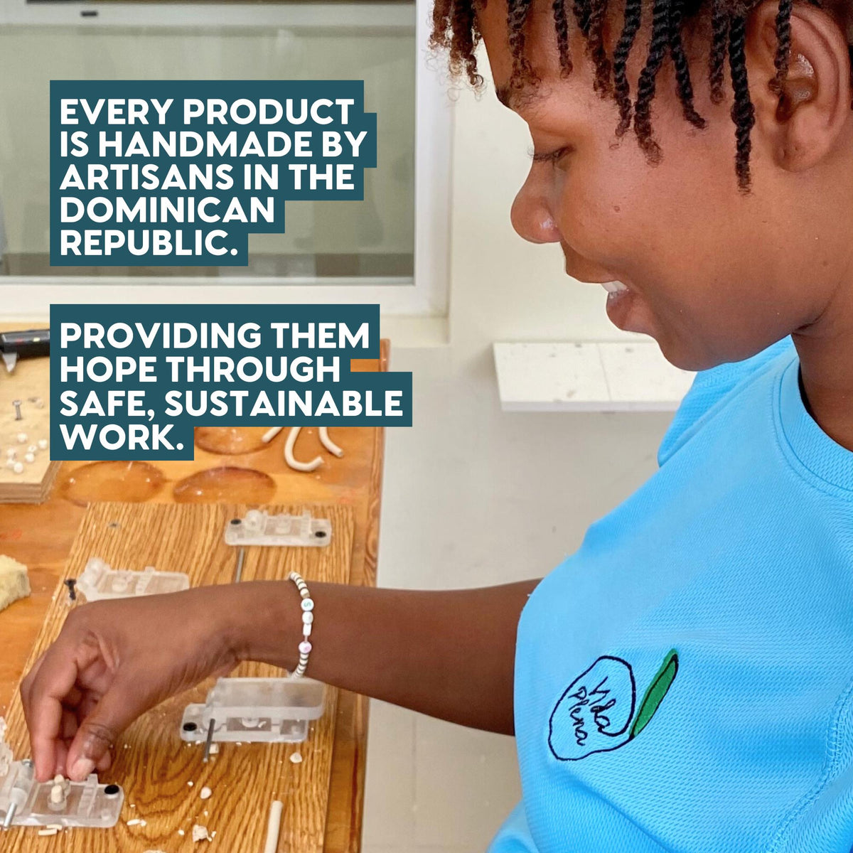 Daily Tap for Inspiration Beacon Bracelet - Anchor - Stretch Cord – MudLOVE